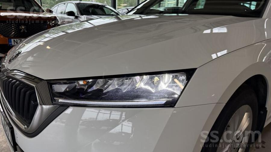 White Skoda Octavia 2024 in Riga, with an engine capacity of 2.00 L and mileage of 81 thousand km for 16900 €, photo 9 on AUTOMOTO.COM.LV