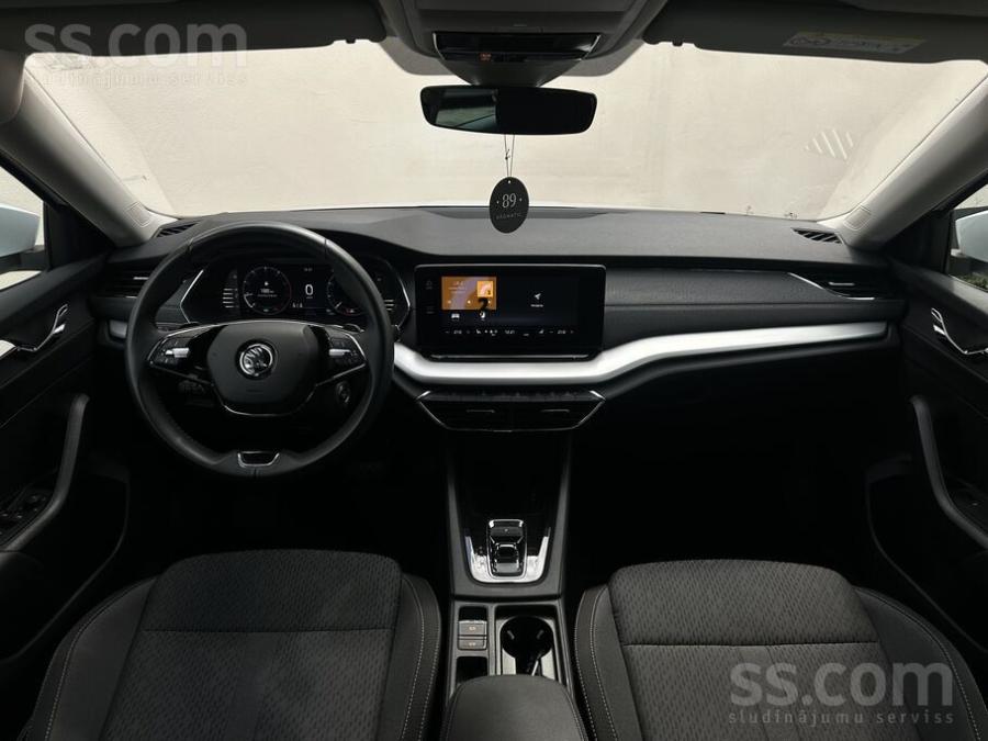 White Skoda Octavia 2024 in Riga, with an engine capacity of 1.50 L and mileage of 41 thousand km for 20950 €, photo 22 on AUTOMOTO.COM.LV