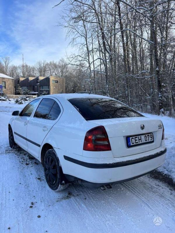 Balts Skoda Octavia 2006 Klaipėda, ar dzinēja tilpumu 1.90 L un nobraukumu 415 tūkst. km par 1450 €, foto 6 vietnē AUTOMOTO.COM.LV