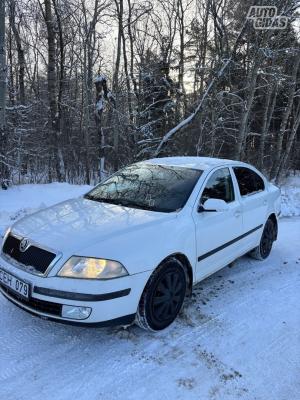 Balts Skoda Octavia 2006 Klaipėda, ar dzinēja tilpumu 1.90 L un nobraukumu 415 tūkst. km par 1100 €, foto 3 vietnē AUTOMOTO.COM.LV