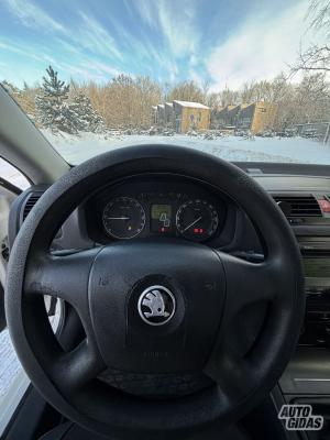 Balts Skoda Octavia 2006 Klaipėda, ar dzinēja tilpumu 1.90 L un nobraukumu 415 tūkst. km par 1100 €, foto 12 vietnē AUTOMOTO.COM.LV