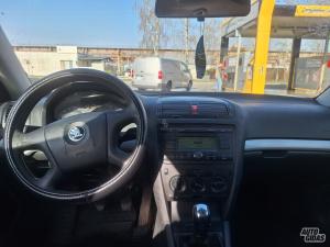 Белый Шкода Октавия 2006 в Каунас, объемом двигателя 1.90 л и пробегом 400 тыс. км за 1400 €, фото 9 на AUTOMOTO.COM.LV