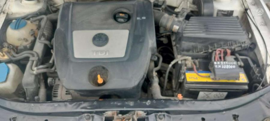 Balts Skoda Octavia 2008 Klaipėda, ar dzinēja tilpumu 1.90 L un nobraukumu 327 tūkst. km par 1200 €, foto 12 vietnē AUTOMOTO.COM.LV