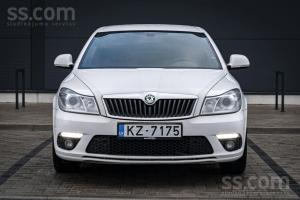 White Skoda Octavia 2012 in Riga, with an engine capacity of 2.00 L and mileage of 0 thousand km for 1490 €, photo 2 on AUTOMOTO.COM.LV