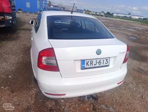 Balts Skoda Octavia 2012 Kauņa, ar dzinēja tilpumu 1.20 L un nobraukumu 170 tūkst. km par 1400 €, foto 5 vietnē AUTOMOTO.COM.LV