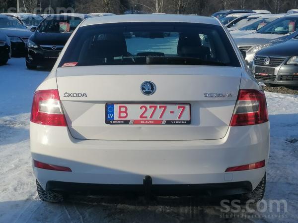 Balts Skoda Octavia 2013 Valmiera, ar dzinēja tilpumu 1.20 L un nobraukumu 176 tūkst. km par 5550 €, foto 9 vietnē AUTOMOTO.COM.LV