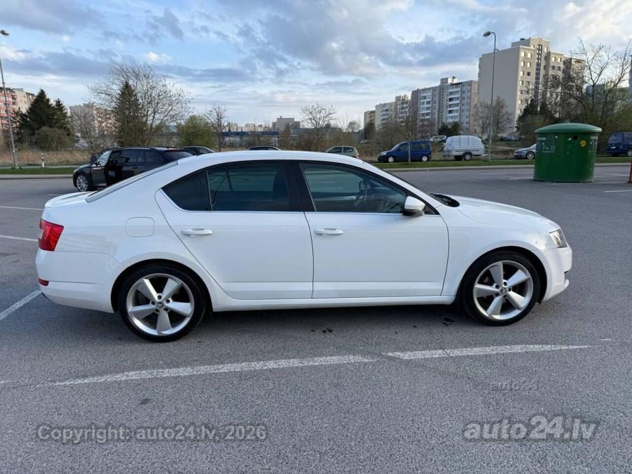 Balts Skoda Octavia 2014 Tallina, ar dzinēja tilpumu 1.40 L un nobraukumu 0 tūkst. km par 6100 €, foto 21 vietnē AUTOMOTO.COM.LV