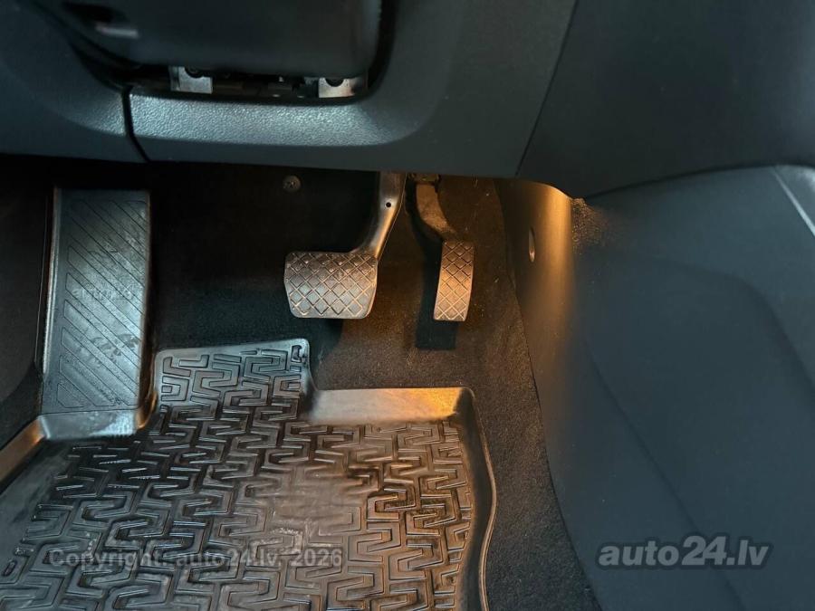Balts Skoda Octavia 2014 Tallina, ar dzinēja tilpumu 1.40 L un nobraukumu 0 tūkst. km par 6100 €, foto 22 vietnē AUTOMOTO.COM.LV