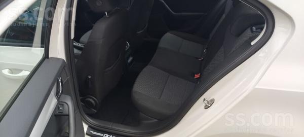 Balts Skoda Octavia 2015 Bauska, ar dzinēja tilpumu 2.00 L un nobraukumu 207 tūkst. km par 7250 €, foto 8 vietnē AUTOMOTO.COM.LV