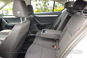 White Skoda Octavia 2015 in Tallinn, with an engine capacity of 1.80 L and mileage of 132 thousand km for 10200 €, photo 14 on AUTOMOTO.COM.LV