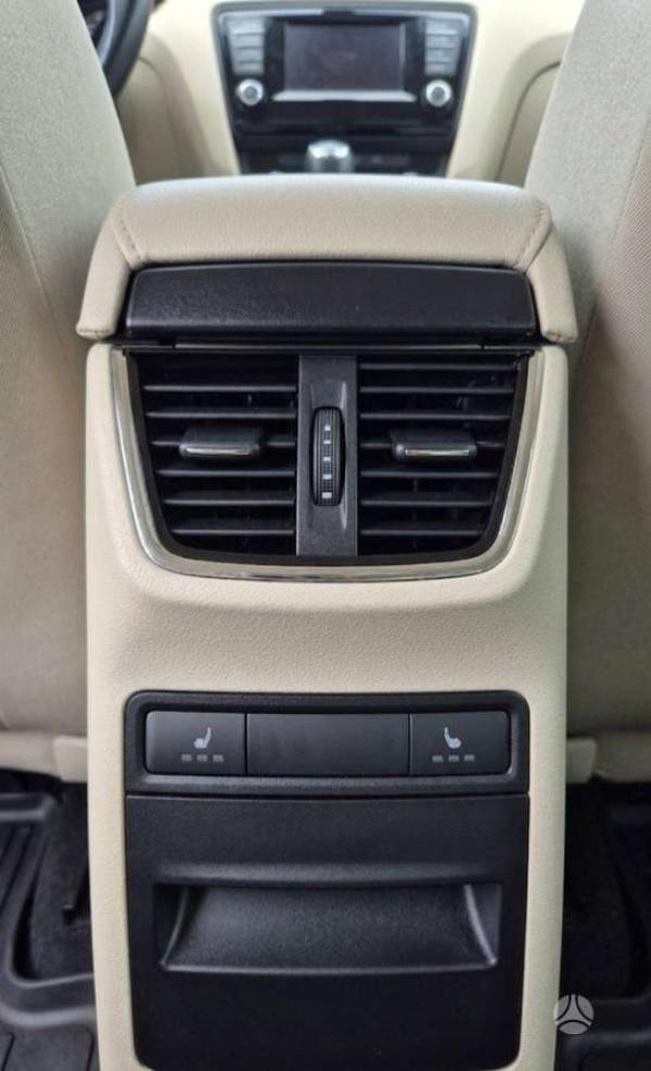 Balts Skoda Octavia 2015 Panevēža, ar dzinēja tilpumu 1.60 L un nobraukumu 202 tūkst. km par 6200 €, foto 8 vietnē AUTOMOTO.COM.LV