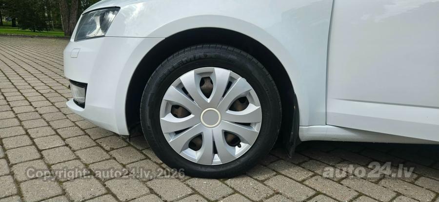 Balts Skoda Octavia 2015 Tallina, ar dzinēja tilpumu 1.40 L un nobraukumu 196 tūkst. km par 7800 €, foto 8 vietnē AUTOMOTO.COM.LV