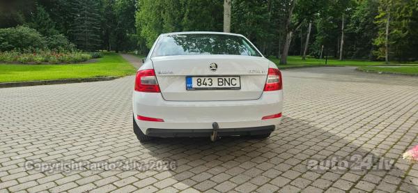 Skoda Octavia 2015 Tallina vietnē Balts Skoda Octavia 2015 Tallina, ar dzinēja tilpumu 1.40 L un nobraukumu 196 tūkst. km par 7800 €, foto 5 vietnē AUTOMOTO.COM.LV