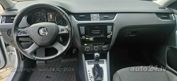 Skoda Octavia 2015 Tallina vietnē Balts Skoda Octavia 2015 Tallina, ar dzinēja tilpumu 1.40 L un nobraukumu 196 tūkst. km par 7800 €, foto 7 vietnē AUTOMOTO.COM.LV