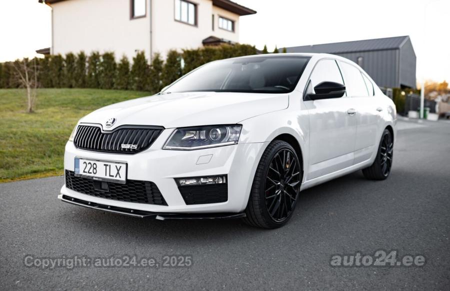 White Skoda Octavia 2016 in Tallinn, with an engine capacity of 2.00 L and mileage of 250 thousand km for 8890 €, photo 6 on AUTOMOTO.COM.LV
