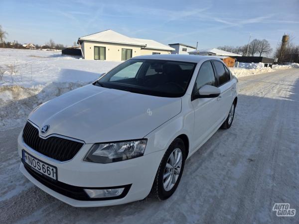 White Skoda Octavia 2016 in Kretinga, with an engine capacity of 1.60 L and mileage of 225 thousand km for 4900 €, photo 1 on AUTOMOTO.COM.LV