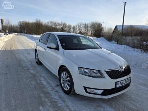 White Skoda Octavia 2016 in Kretinga, with an engine capacity of 1.60 L and mileage of 225 thousand km for 4900 €, photo 7 on AUTOMOTO.COM.LV