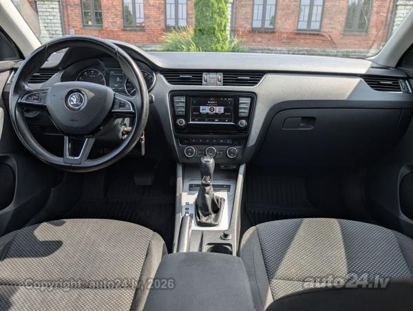 White Skoda Octavia 2016 in Tallinn, with an engine capacity of 1.80 L and mileage of 202 thousand km for 10990 €, photo 7 on AUTOMOTO.COM.LV