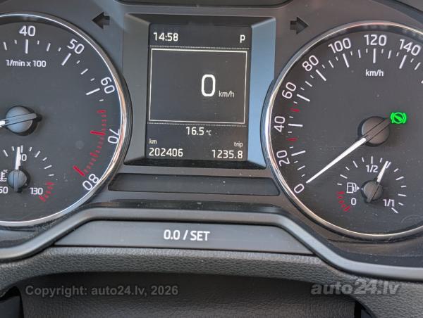 White Skoda Octavia 2016 in Tallinn, with an engine capacity of 1.80 L and mileage of 202 thousand km for 10990 €, photo 9 on AUTOMOTO.COM.LV