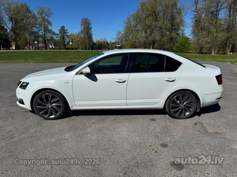 White Skoda Octavia 2017 in Tallinn, with an engine capacity of 1.80 L and mileage of 152 thousand km for 13500 €, photo 4 on AUTOMOTO.COM.LV
