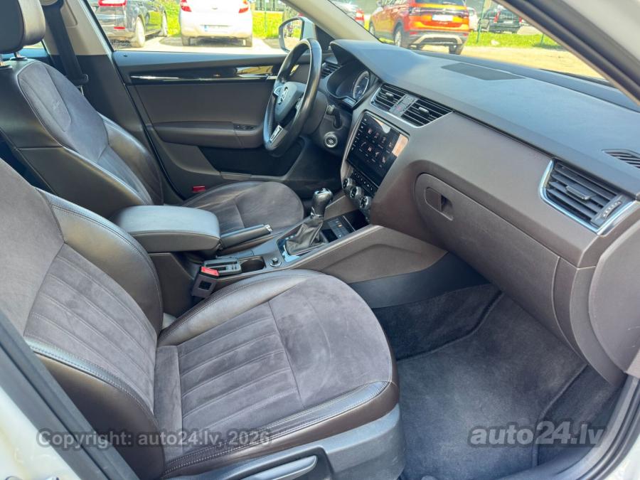 White Skoda Octavia 2017 in Tallinn, with an engine capacity of 1.80 L and mileage of 152 thousand km for 13500 €, photo 12 on AUTOMOTO.COM.LV