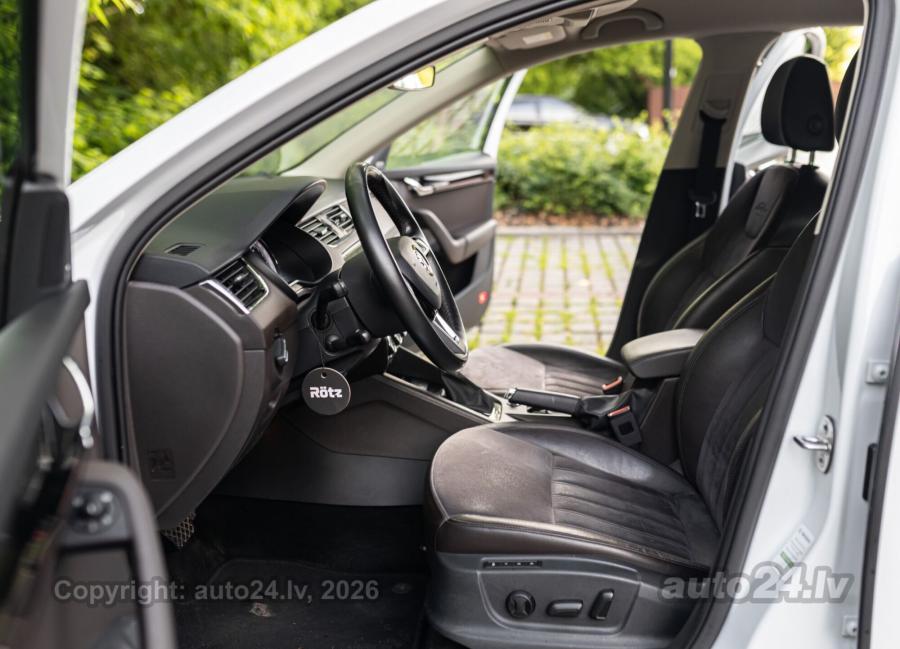White Skoda Octavia 2017 in Tallinn, with an engine capacity of 1.80 L and mileage of 154 thousand km for 12500 €, photo 9 on AUTOMOTO.COM.LV