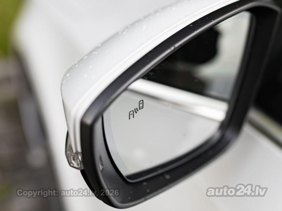 White Skoda Octavia 2017 in Tallinn, with an engine capacity of 1.80 L and mileage of 154 thousand km for 12500 €, photo 26 on AUTOMOTO.COM.LV