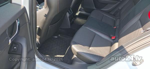 White Skoda Octavia 2017 in Tallinn, with an engine capacity of 2.00 L and mileage of 115 thousand km for 16500 €, photo 7 on AUTOMOTO.COM.LV