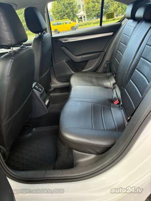White Skoda Octavia 2018 in Tallinn, with an engine capacity of 1.00 L and mileage of 338 thousand km for 4490 €, photo 10 on AUTOMOTO.COM.LV