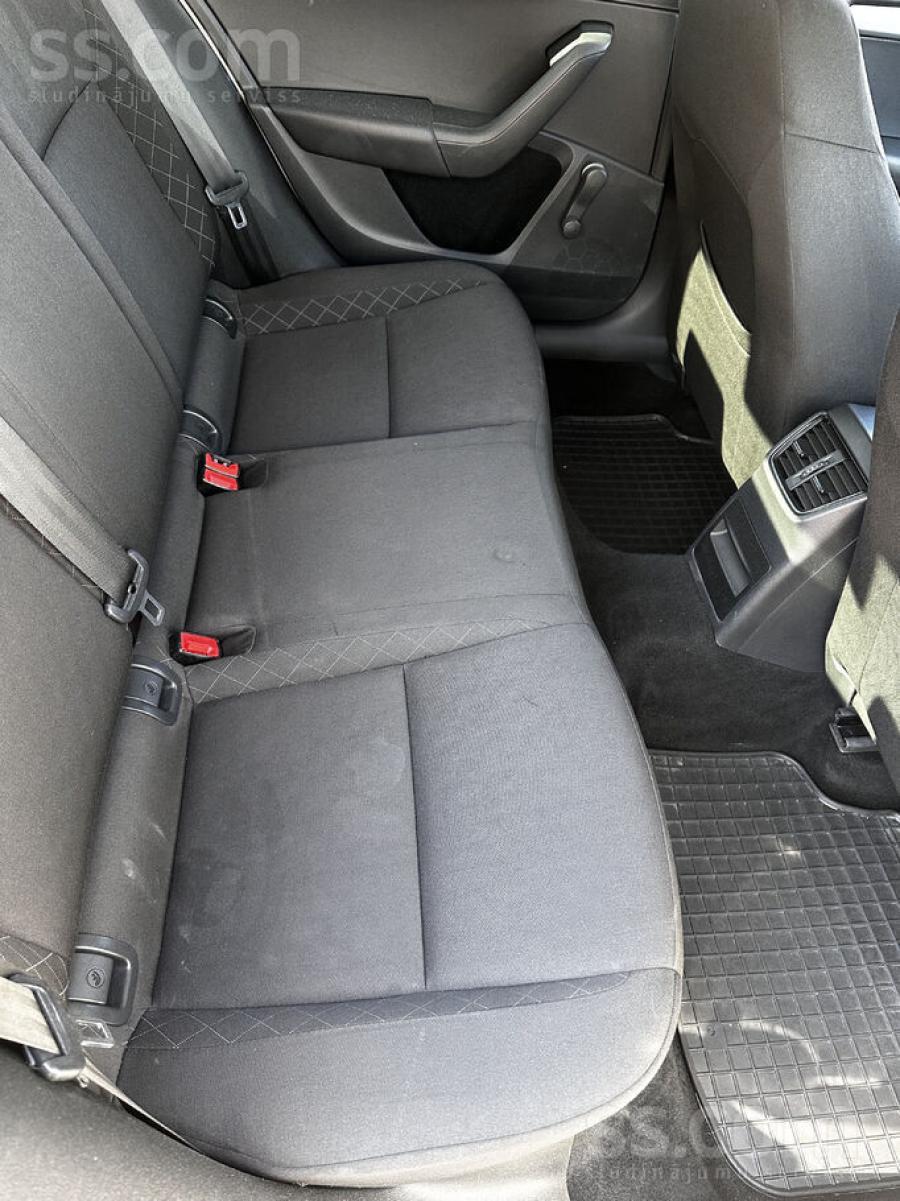 Balts Skoda Octavia 2018 Rīga, ar dzinēja tilpumu 1.60 L un nobraukumu 358 tūkst. km par 5900 €, foto 12 vietnē AUTOMOTO.COM.LV