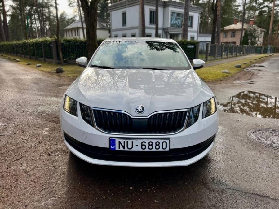 Белый Шкода Октавия 2018 в Рига, объемом двигателя 1.60 л и пробегом 136 тыс. км за 9950 €, фото 33 на AUTOMOTO.COM.LV