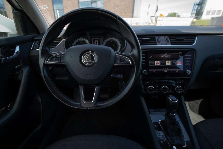 Balts Skoda Octavia 2018 Kauņa, ar dzinēja tilpumu 1.40 L un nobraukumu 252 tūkst. km par 6800 €, foto 12 vietnē AUTOMOTO.COM.LV