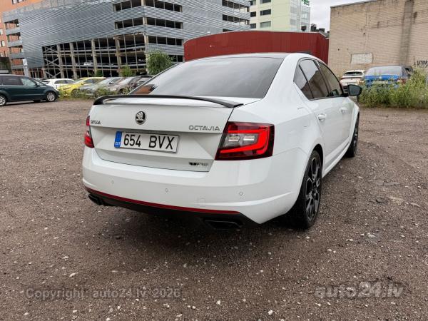 White Skoda Octavia 2018 in Tallinn, with an engine capacity of 2.00 L and mileage of 106 thousand km for 19900 €, photo 9 on AUTOMOTO.COM.LV