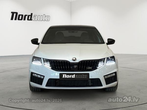 Balts Skoda Octavia 2018 Tallina, ar dzinēja tilpumu 2.00 L un nobraukumu 106 tūkst. km par 18900 €, foto 4 vietnē AUTOMOTO.COM.LV
