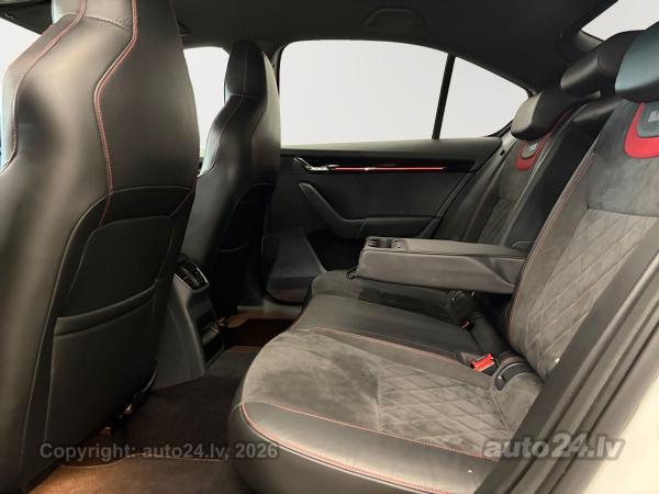 Balts Skoda Octavia 2018 Tallina, ar dzinēja tilpumu 2.00 L un nobraukumu 106 tūkst. km par 18900 €, foto 7 vietnē AUTOMOTO.COM.LV