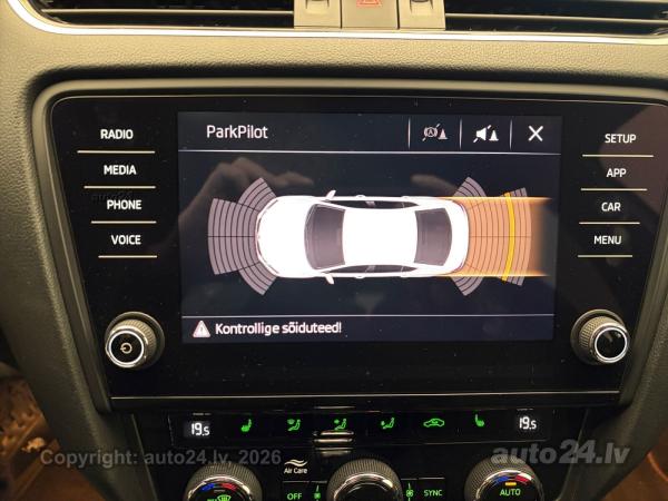 Balts Skoda Octavia 2018 Tallina, ar dzinēja tilpumu 2.00 L un nobraukumu 106 tūkst. km par 18900 €, foto 10 vietnē AUTOMOTO.COM.LV