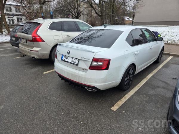Шкода Октавия 2018 в Рига на AUTOMOTO.COM.LV Белый Шкода Октавия 2018 в Рига, объемом двигателя 2.00 л и пробегом 270 тыс. км за 12000 €, фото 4 на AUTOMOTO.COM.LV