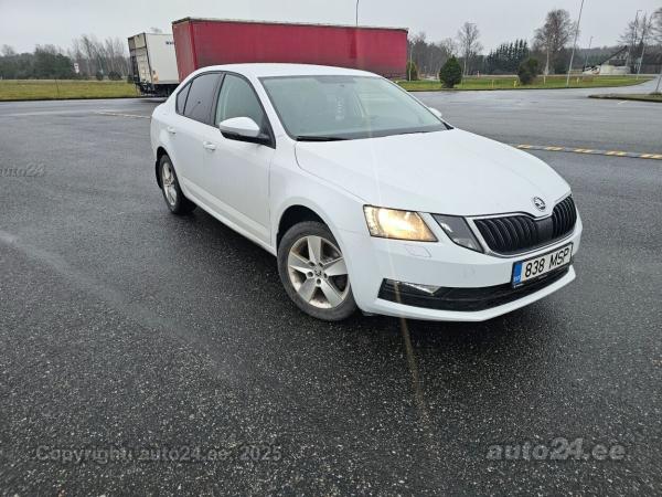Balts Skoda Octavia 2019 Tallina, ar dzinēja tilpumu 1.00 L un nobraukumu 82 tūkst. km par 8400 €, foto 1 vietnē AUTOMOTO.COM.LV