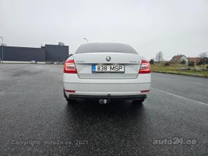 White Skoda Octavia 2019 in Tallinn, with an engine capacity of 1.00 L and mileage of 82 thousand km for 8400 €, photo 4 on AUTOMOTO.COM.LV