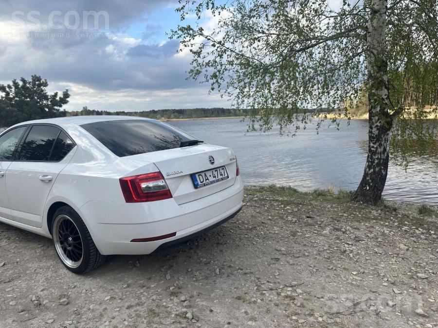 Balts Skoda Octavia 2019 Rīga, ar dzinēja tilpumu 1.60 L un nobraukumu 276 tūkst. km par 8800 €, foto 9 vietnē AUTOMOTO.COM.LV