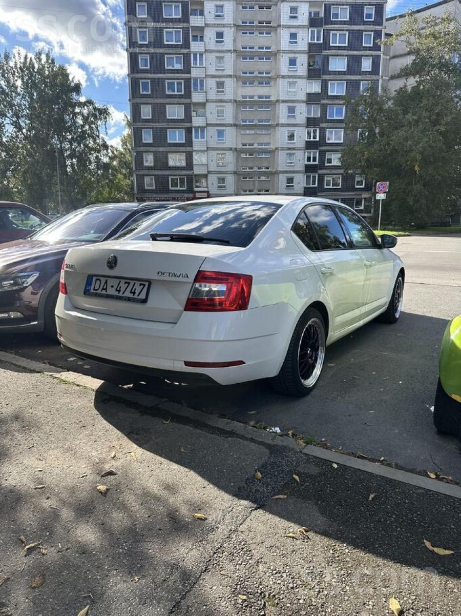 Balts Skoda Octavia 2019 Rīga, ar dzinēja tilpumu 1.60 L un nobraukumu 276 tūkst. km par 8800 €, foto 14 vietnē AUTOMOTO.COM.LV