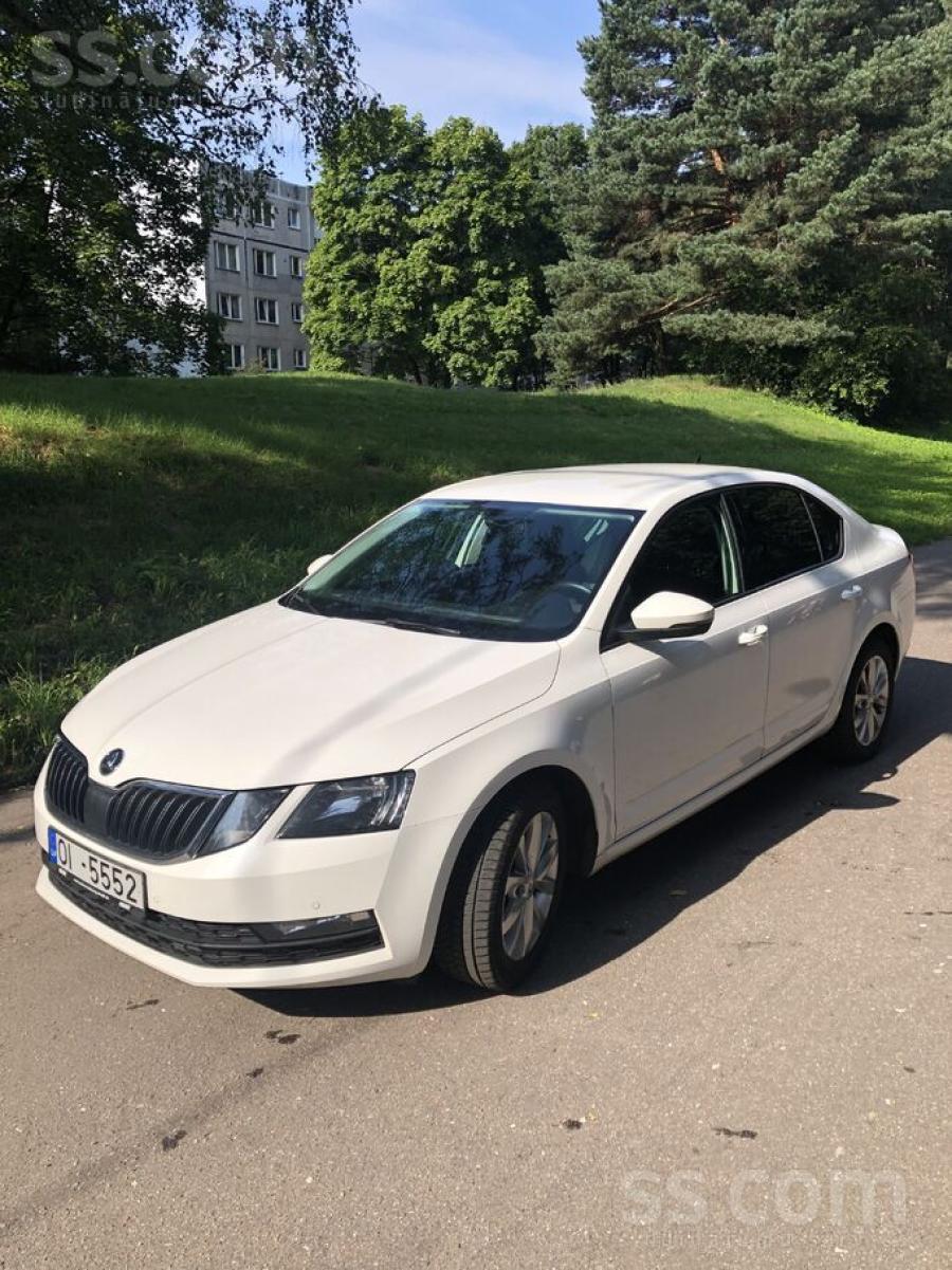 White Skoda Octavia 2019 in Riga, with an engine capacity of 1.60 L and mileage of 211 thousand km for 8700 €, photo 1 on AUTOMOTO.COM.LV