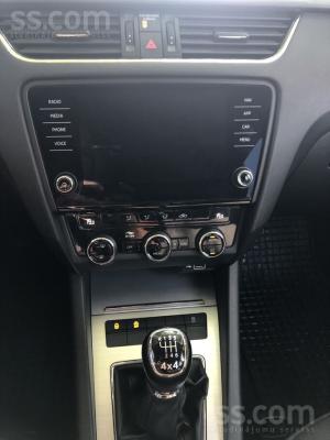 White Skoda Octavia 2019 in Riga, with an engine capacity of 1.60 L and mileage of 211 thousand km for 8700 €, photo 11 on AUTOMOTO.COM.LV