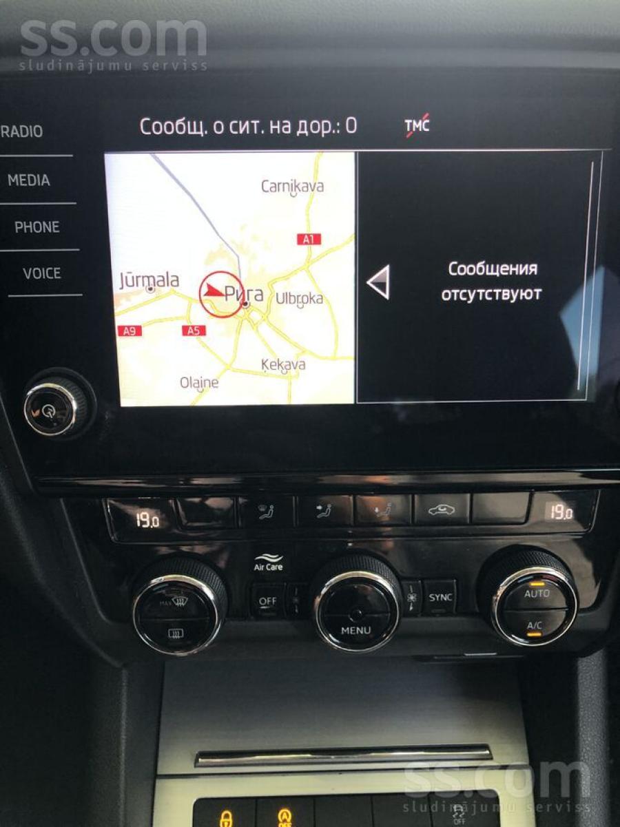 White Skoda Octavia 2019 in Riga, with an engine capacity of 1.60 L and mileage of 211 thousand km for 8700 €, photo 15 on AUTOMOTO.COM.LV