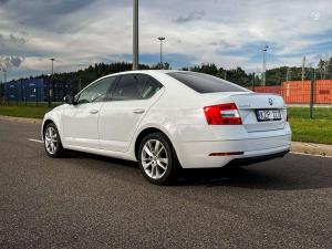 Balts Skoda Octavia 2019 Širvintos, ar dzinēja tilpumu 1.60 L un nobraukumu 194 tūkst. km par 9800 €, foto 4 vietnē AUTOMOTO.COM.LV