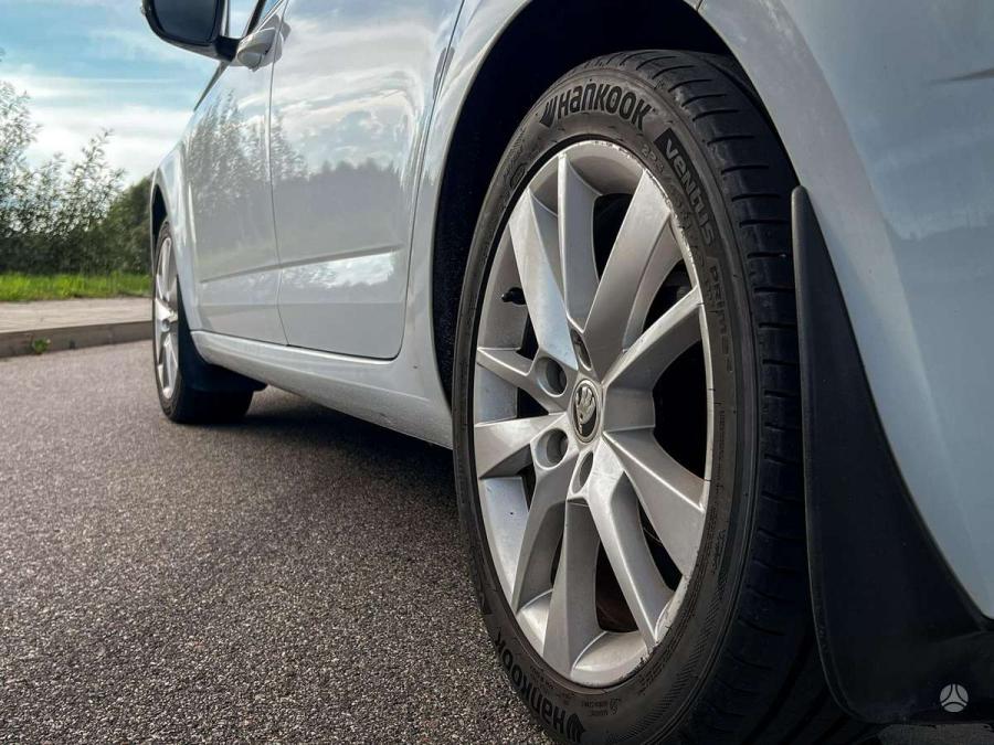 Balts Skoda Octavia 2019 Širvintos, ar dzinēja tilpumu 1.60 L un nobraukumu 194 tūkst. km par 9800 €, foto 18 vietnē AUTOMOTO.COM.LV