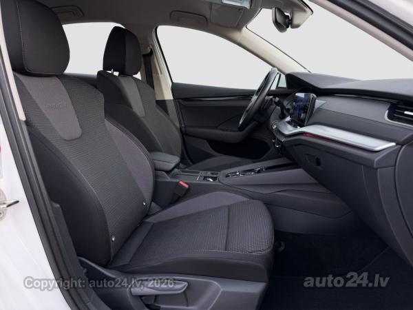 White Skoda Octavia 2020 in Parnu, with an engine capacity of 2.00 L and mileage of 132 thousand km for 15900 €, photo 5 on AUTOMOTO.COM.LV