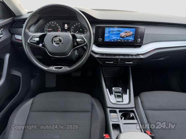 White Skoda Octavia 2020 in Parnu, with an engine capacity of 2.00 L and mileage of 132 thousand km for 15900 €, photo 6 on AUTOMOTO.COM.LV