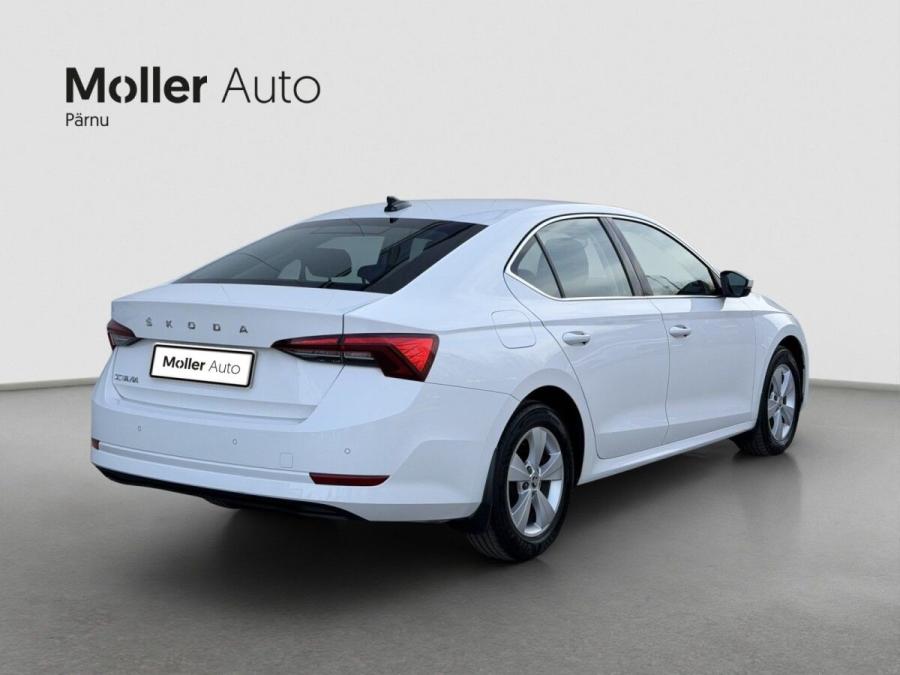 Белый Шкода Октавия 2020 в Пярну, объемом двигателя 2.00 л и пробегом 132 тыс. км за 15900 €, фото 3 на AUTOMOTO.COM.LV
