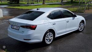 White Skoda Octavia 2020 in Narva, with an engine capacity of 1.50 L and mileage of 108 thousand km for 14444 €, photo 6 on AUTOMOTO.COM.LV